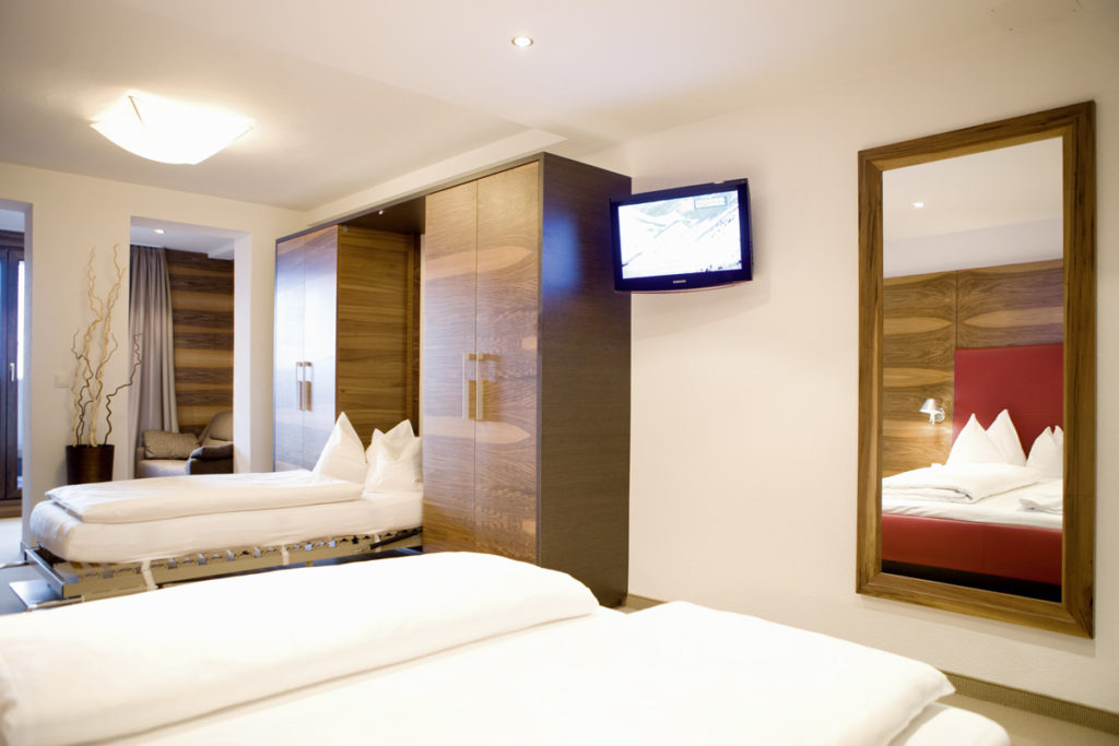 AngererAlm_Oetztal_Zimmer_Doppelzimmer-Deluxe_Zustellbett | Hotel ...